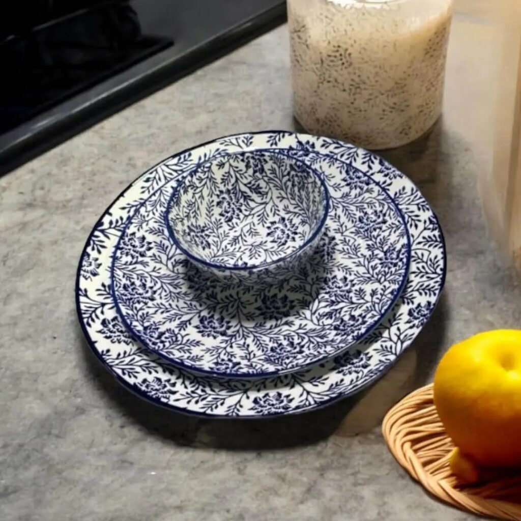 Japanese Blue Full Dinnerware Set (24 Pieces) - ZKG Homeware